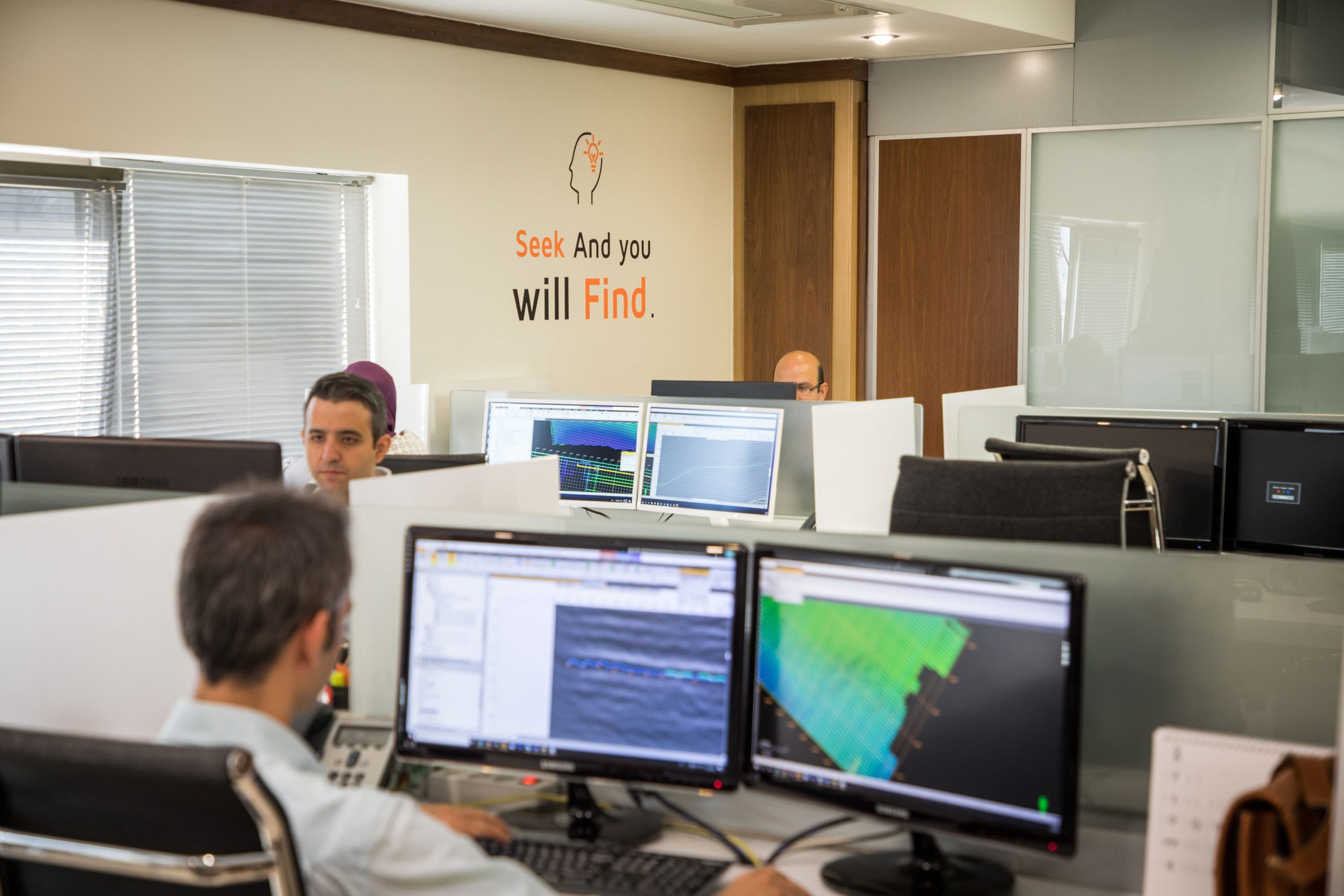 Dana Energy Uses Complicated Seismic Method To Process Data - Dana Energy